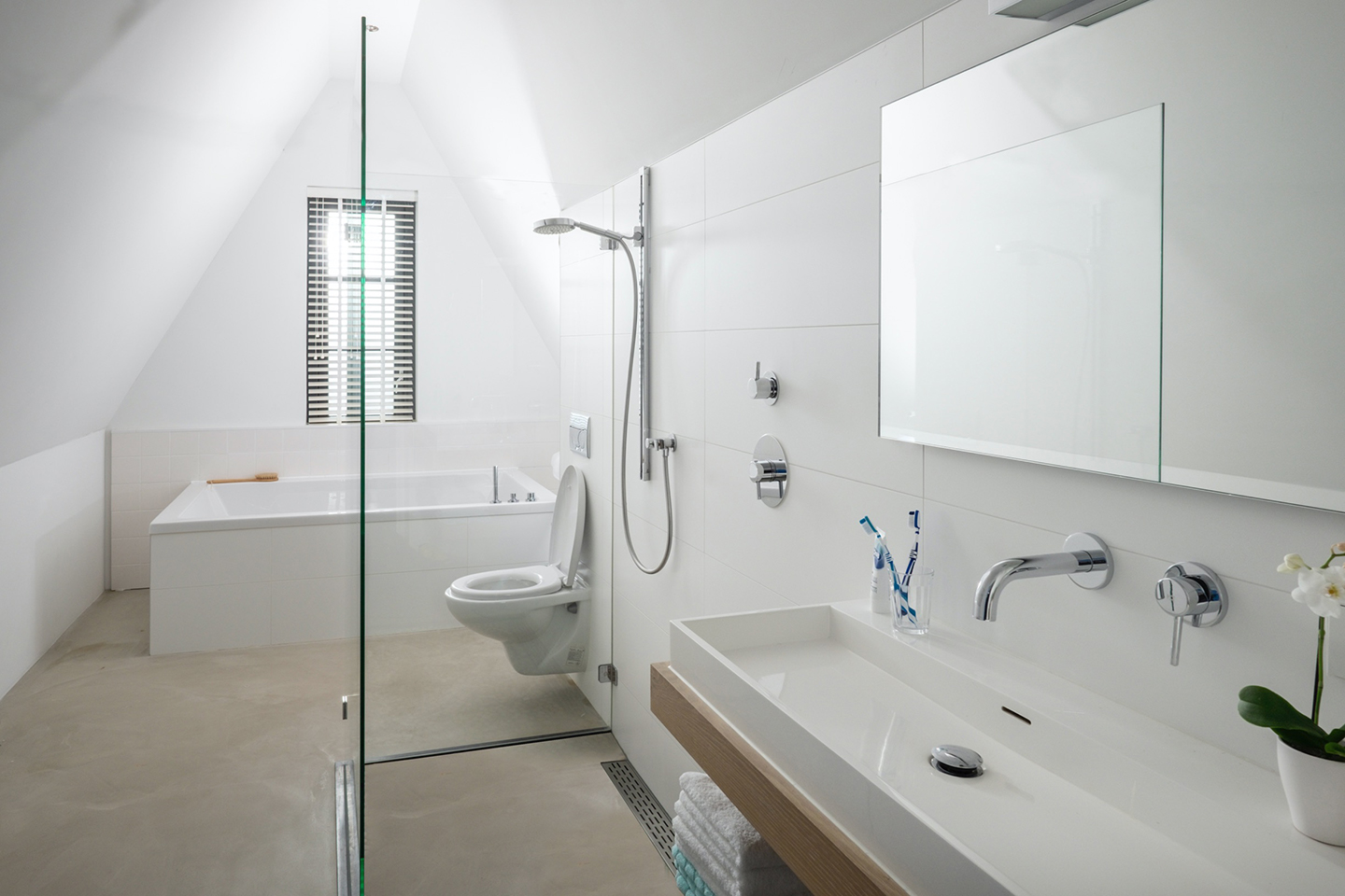 HG Collection Bathroom & Toilet – COS Supplies